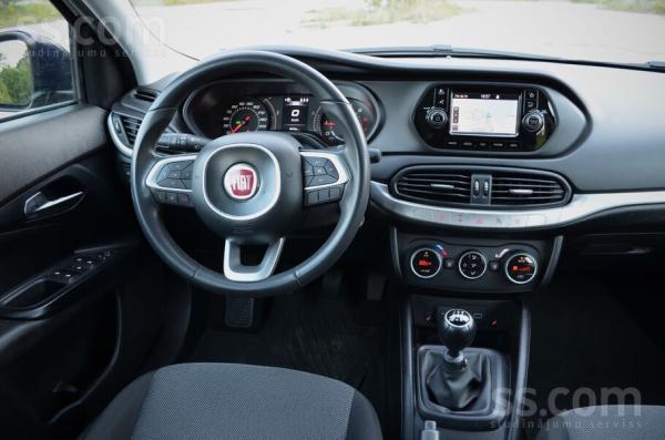 Fiat Tipo 2021 in Riga on AUTOMOTO.COM.LV Blue Fiat Tipo 2021 in Riga, with an engine capacity of 1.40 L and mileage of 99 thousand km for 7450 €, photo 10 on AUTOMOTO.COM.LV