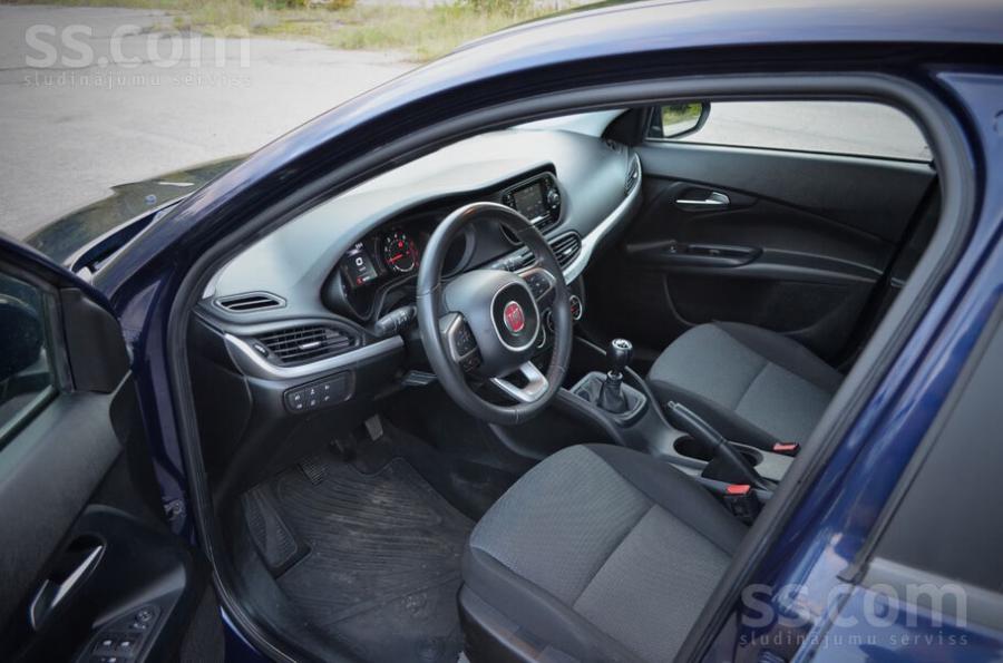 Blue Fiat Tipo 2021 in Riga, with an engine capacity of 1.40 L and mileage of 99 thousand km for 7450 €, photo 13 on AUTOMOTO.COM.LV