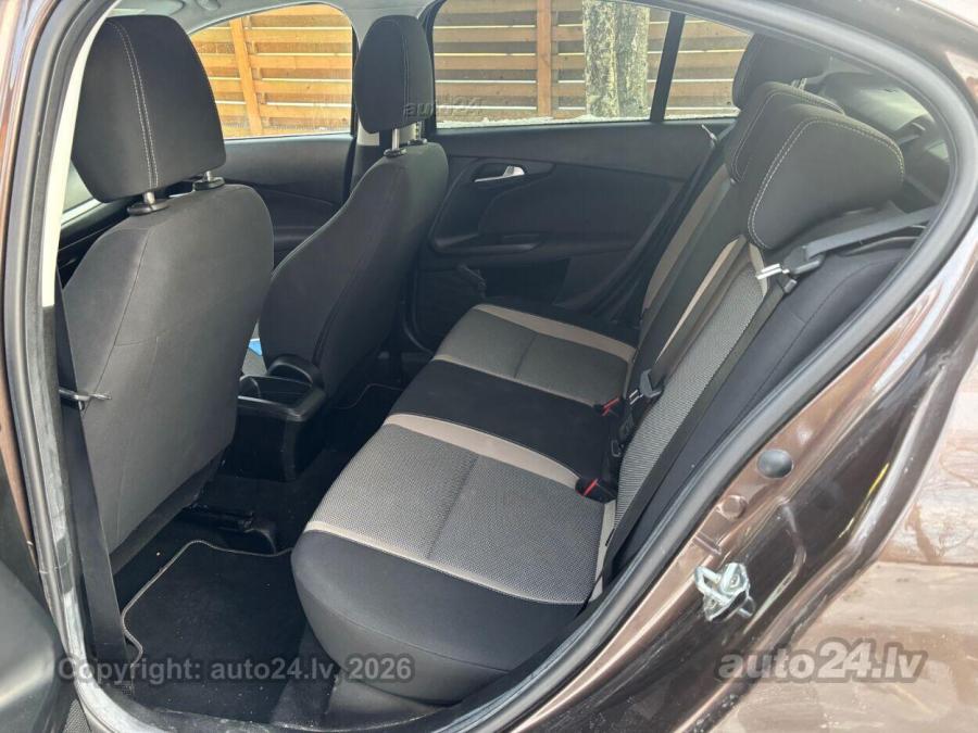 Brown Fiat Tipo 2018 in Tallinn, with an engine capacity of 1.30 L and mileage of 72 thousand km for 8500 €, photo 21 on AUTOMOTO.COM.LV