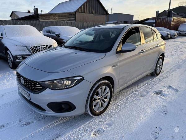 Grey Fiat Tipo 2017 in Taurage, with an engine capacity of 1.25 L and mileage of 139 thousand km for 5000 €, photo 1 on AUTOMOTO.COM.LV