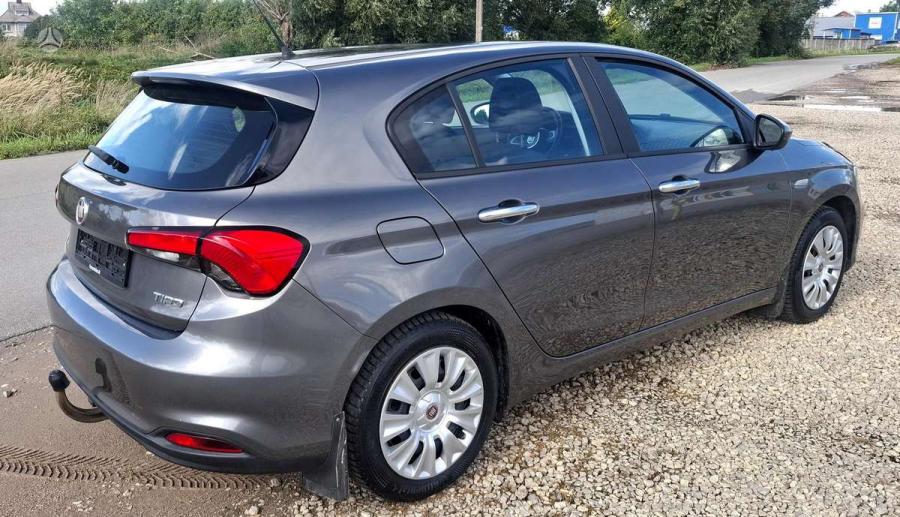 Pelēks Fiat Tipo 2017 Tauragė, ar dzinēja tilpumu 1.25 L un nobraukumu 166 tūkst. km par 4000 €, foto 4 vietnē AUTOMOTO.COM.LV