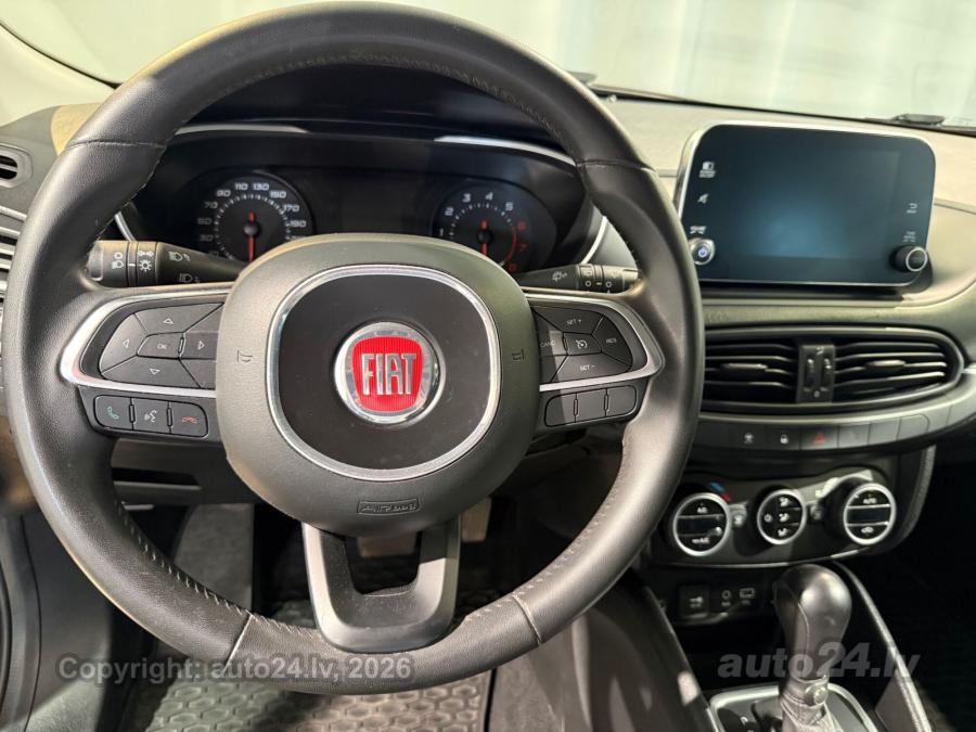 Grey Fiat Tipo 2018 in Tallinn, with an engine capacity of 1.60 L and mileage of 67 thousand km for 9500 €, photo 11 on AUTOMOTO.COM.LV
