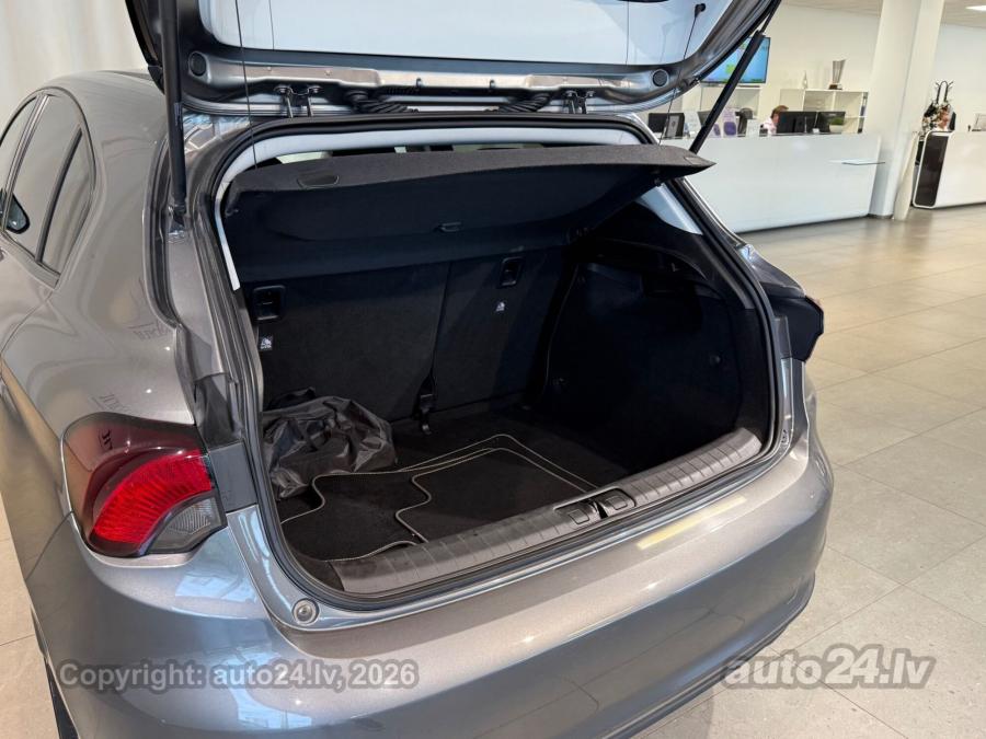 Grey Fiat Tipo 2018 in Tallinn, with an engine capacity of 1.60 L and mileage of 67 thousand km for 9500 €, photo 13 on AUTOMOTO.COM.LV