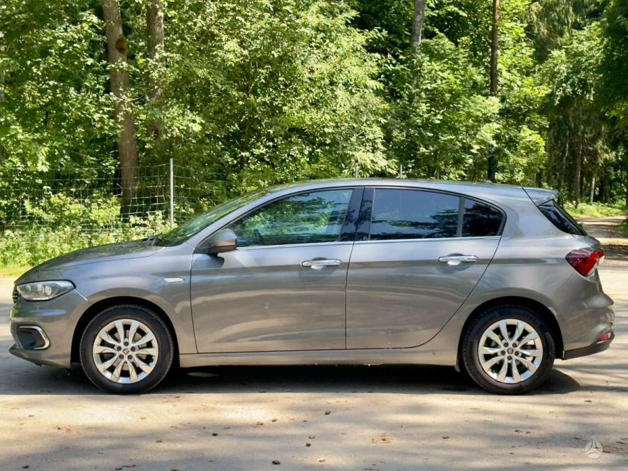 Grey Fiat Tipo 2020 in Taurage, with an engine capacity of 1.60 L and mileage of 206 thousand km for 4200 €, photo 3 on AUTOMOTO.COM.LV
