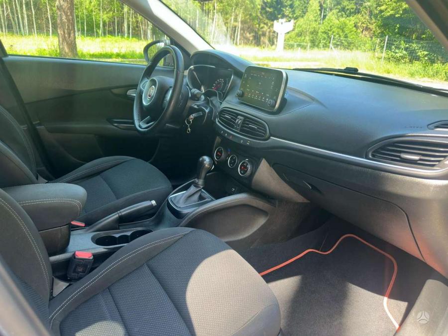 Grey Fiat Tipo 2020 in Taurage, with an engine capacity of 1.60 L and mileage of 206 thousand km for 4200 €, photo 17 on AUTOMOTO.COM.LV