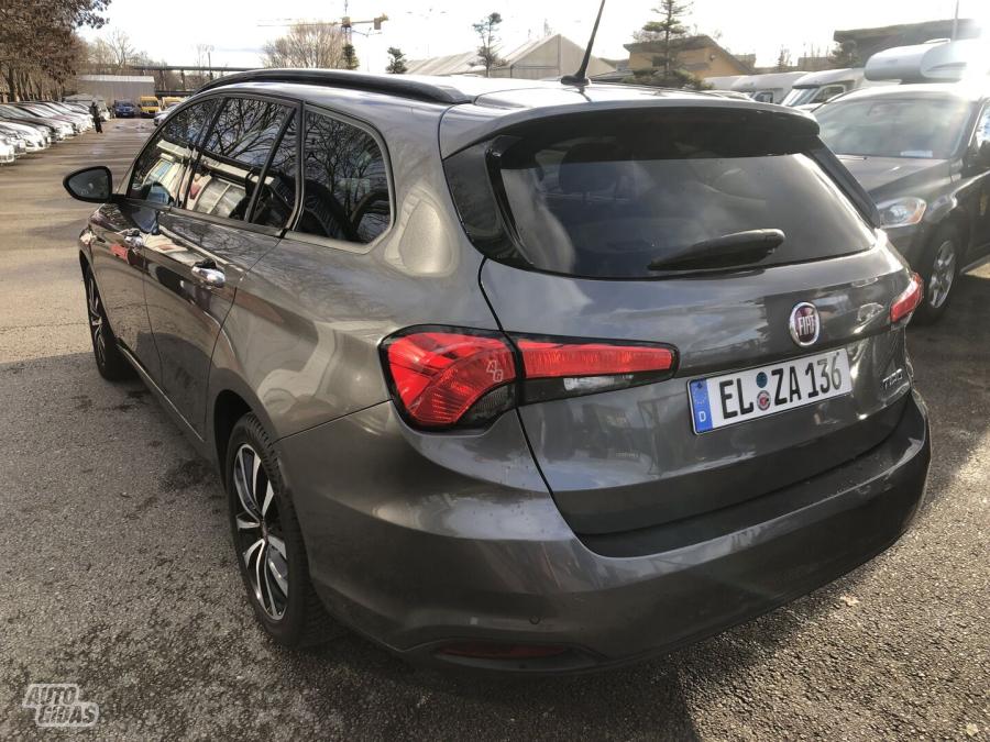 Grey Fiat Tipo 2017 in Klaipeda, with an engine capacity of 1.60 L and mileage of 200 thousand km for 6500 €, photo 4 on AUTOMOTO.COM.LV