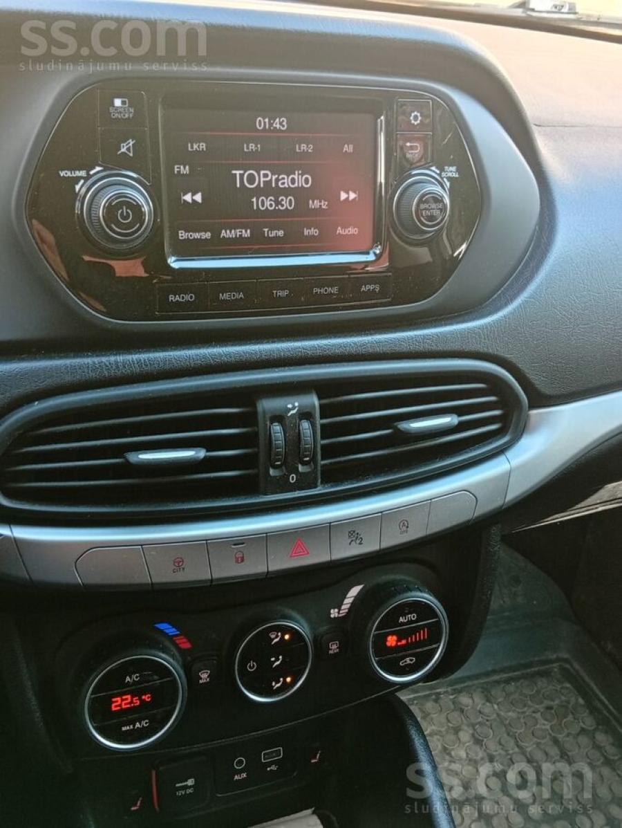 Grey Fiat Tipo 2017 in Jekabpils, with an engine capacity of 1.60 L and mileage of 176 thousand km for 4650 €, photo 6 on AUTOMOTO.COM.LV