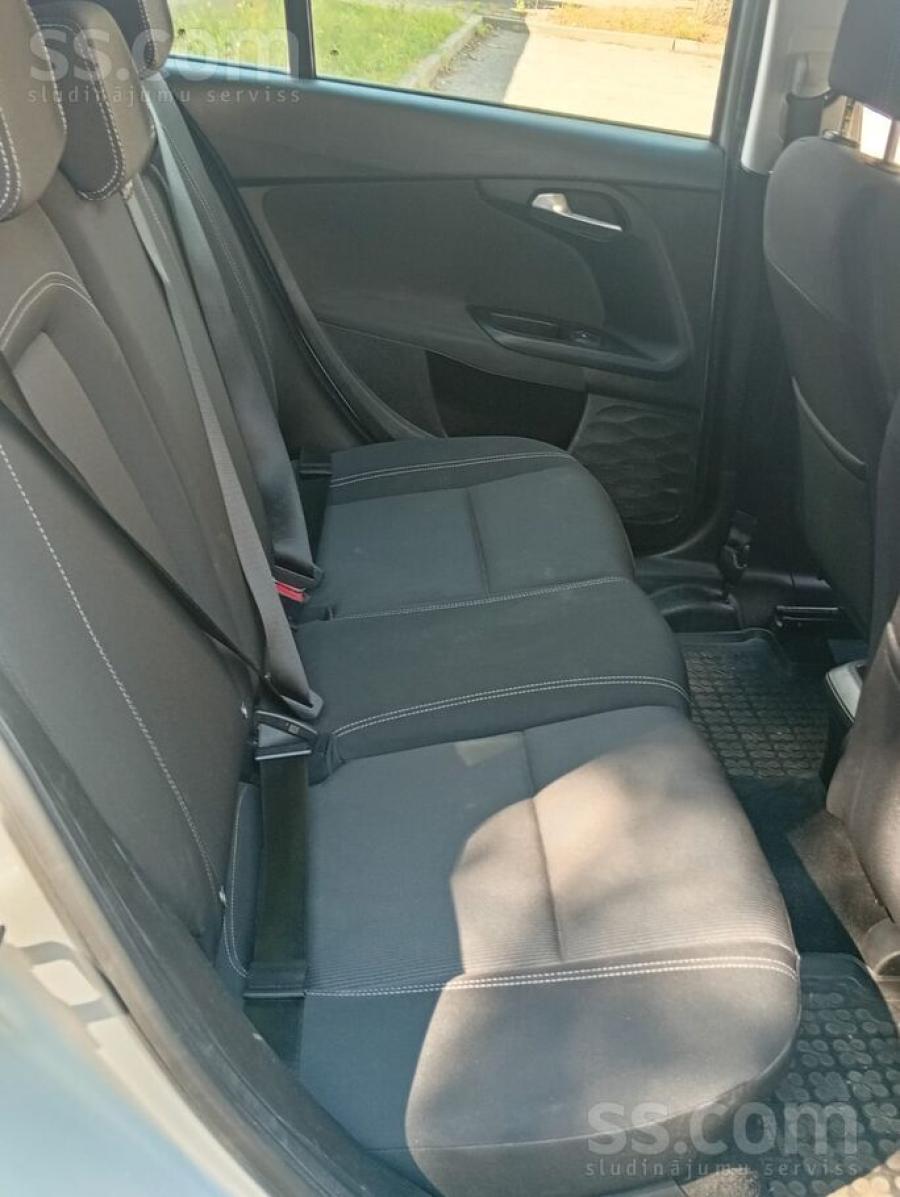 Grey Fiat Tipo 2017 in Jekabpils, with an engine capacity of 1.60 L and mileage of 176 thousand km for 4650 €, photo 7 on AUTOMOTO.COM.LV