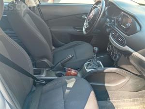 Grey Fiat Tipo 2017 in Jekabpils, with an engine capacity of 1.60 L and mileage of 176 thousand km for 4650 €, photo 8 on AUTOMOTO.COM.LV