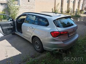 Grey Fiat Tipo 2017 in Jekabpils, with an engine capacity of 1.60 L and mileage of 176 thousand km for 4650 €, photo 11 on AUTOMOTO.COM.LV