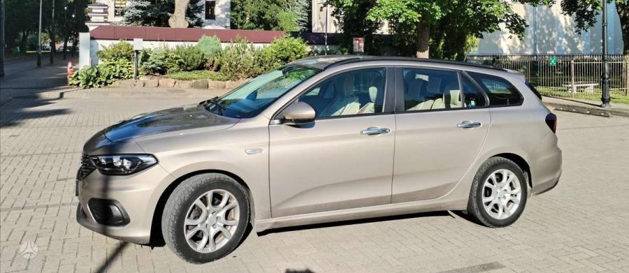 Grey Fiat Tipo 2020 in Jonava, with an engine capacity of 1.40 L and mileage of 68 thousand km for 8999 €, photo 8 on AUTOMOTO.COM.LV