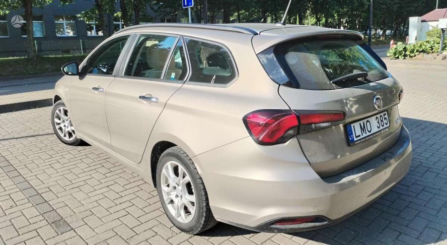 Grey Fiat Tipo 2020 in Jonava, with an engine capacity of 1.40 L and mileage of 68 thousand km for 8999 €, photo 9 on AUTOMOTO.COM.LV