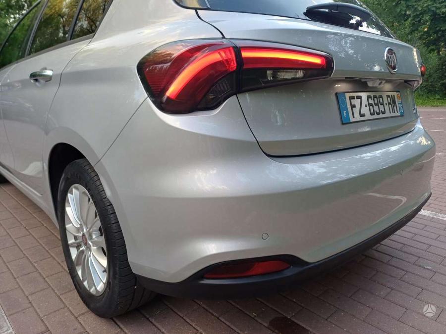 Pelēks Fiat Tipo 2021 Anykščiai, ar dzinēja tilpumu 1.00 L un nobraukumu 61 tūkst. km par 8990 €, foto 10 vietnē AUTOMOTO.COM.LV