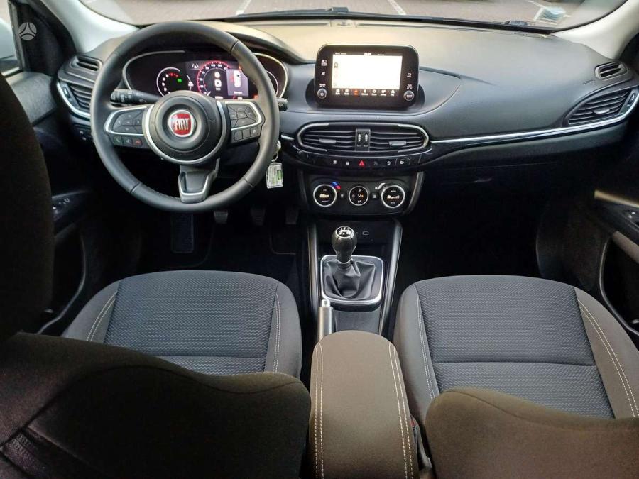 Pelēks Fiat Tipo 2021 Anykščiai, ar dzinēja tilpumu 1.00 L un nobraukumu 61 tūkst. km par 8990 €, foto 15 vietnē AUTOMOTO.COM.LV