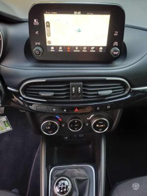 Pelēks Fiat Tipo 2021 Anykščiai, ar dzinēja tilpumu 1.00 L un nobraukumu 61 tūkst. km par 8990 €, foto 35 vietnē AUTOMOTO.COM.LV