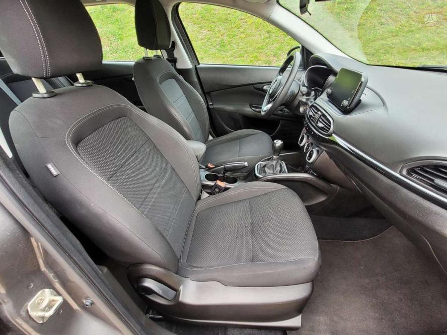 Pelēks Fiat Tipo 2022 Viļņa, ar dzinēja tilpumu 1.25 L un nobraukumu 195 tūkst. km par 7865 €, foto 11 vietnē AUTOMOTO.COM.LV