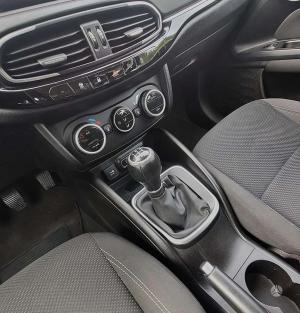 Pelēks Fiat Tipo 2022 Viļņa, ar dzinēja tilpumu 1.25 L un nobraukumu 195 tūkst. km par 7865 €, foto 13 vietnē AUTOMOTO.COM.LV
