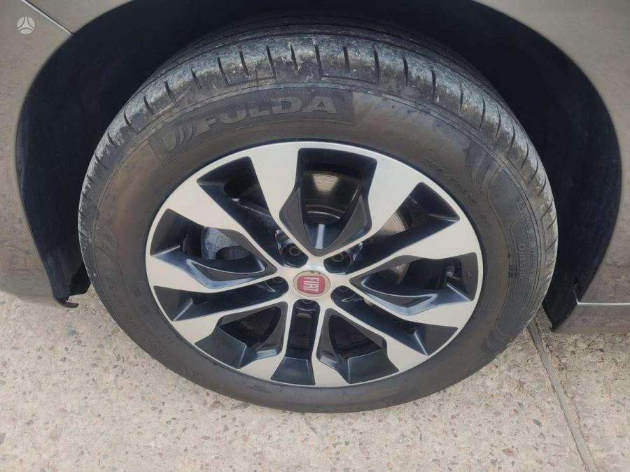 Pelēks Fiat Tipo 2022 Viļņa, ar dzinēja tilpumu 1.25 L un nobraukumu 195 tūkst. km par 7865 €, foto 28 vietnē AUTOMOTO.COM.LV