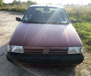 Red Fiat Tipo 1992 in Kaunas, with an engine capacity of 1.60 L and mileage of 216 thousand km for 800 €, photo 7 on AUTOMOTO.COM.LV