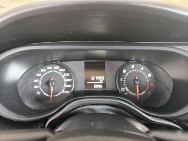 Red Fiat Tipo 2016 in Siauliai, with an engine capacity of 1.37 L and mileage of 121 thousand km for 5500 €, photo 10 on AUTOMOTO.COM.LV