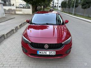 Red Fiat Tipo 2021 in Vilnius, with an engine capacity of 1.37 L and mileage of 55 thousand km for 8200 €, photo  on AUTOMOTO.COM.LV
