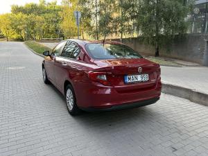 Red Fiat Tipo 2021 in Vilnius, with an engine capacity of 1.37 L and mileage of 55 thousand km for 8200 €, photo 7 on AUTOMOTO.COM.LV