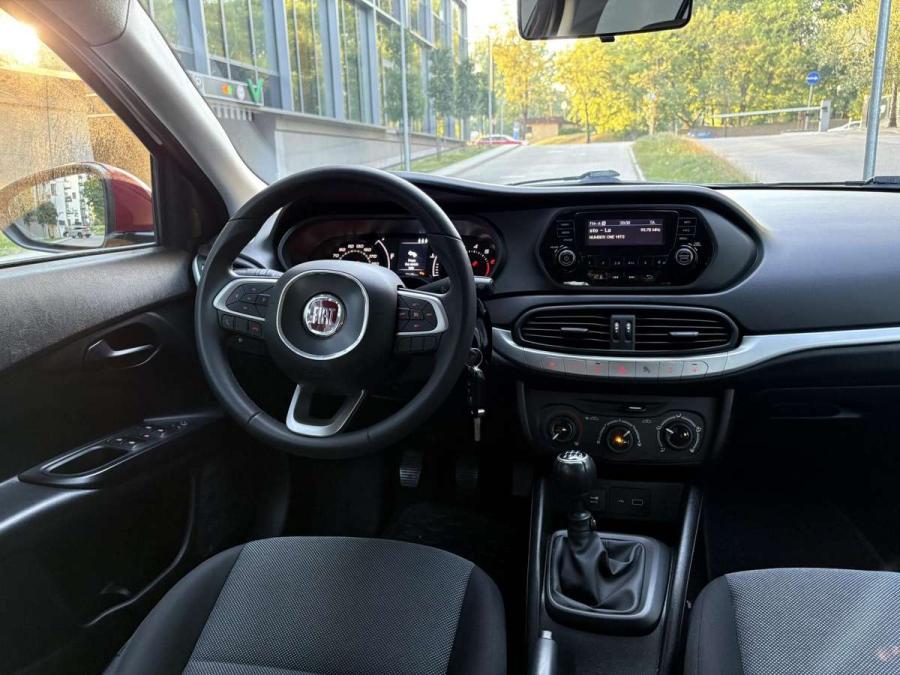 Red Fiat Tipo 2021 in Vilnius, with an engine capacity of 1.37 L and mileage of 55 thousand km for 8200 €, photo 16 on AUTOMOTO.COM.LV