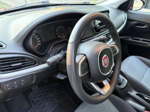 Red Fiat Tipo 2021 in Vilnius, with an engine capacity of 1.37 L and mileage of 55 thousand km for 8200 €, photo 20 on AUTOMOTO.COM.LV