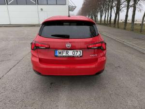 Red Fiat Tipo 2022 in Kaunas, with an engine capacity of 1.00 L and mileage of 93 thousand km for 9500 €, photo 8 on AUTOMOTO.COM.LV