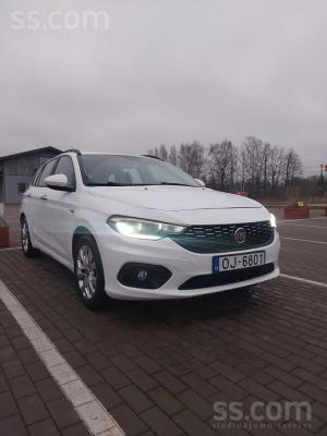 White Fiat Tipo 2018 in Riga, with an engine capacity of 1.60 L and mileage of 238 thousand km for 6400 €, photo 2 on AUTOMOTO.COM.LV