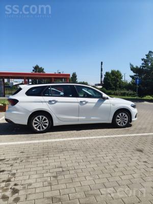White Fiat Tipo 2018 in Riga, with an engine capacity of 1.60 L and mileage of 238 thousand km for 5600 €, photo 9 on AUTOMOTO.COM.LV