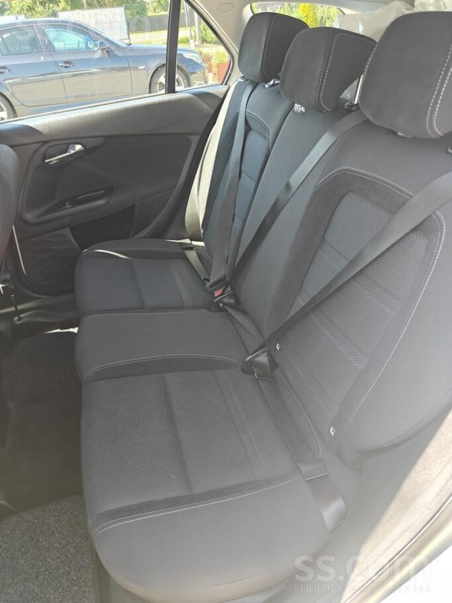 White Fiat Tipo 2018 in Riga, with an engine capacity of 1.60 L and mileage of 238 thousand km for 5600 €, photo 15 on AUTOMOTO.COM.LV