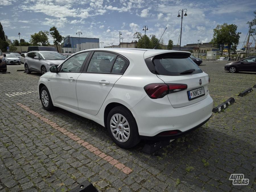 White Fiat Tipo 2019 in Klaipeda, with an engine capacity of 1.40 L and mileage of 22 thousand km for 8500 €, photo 6 on AUTOMOTO.COM.LV