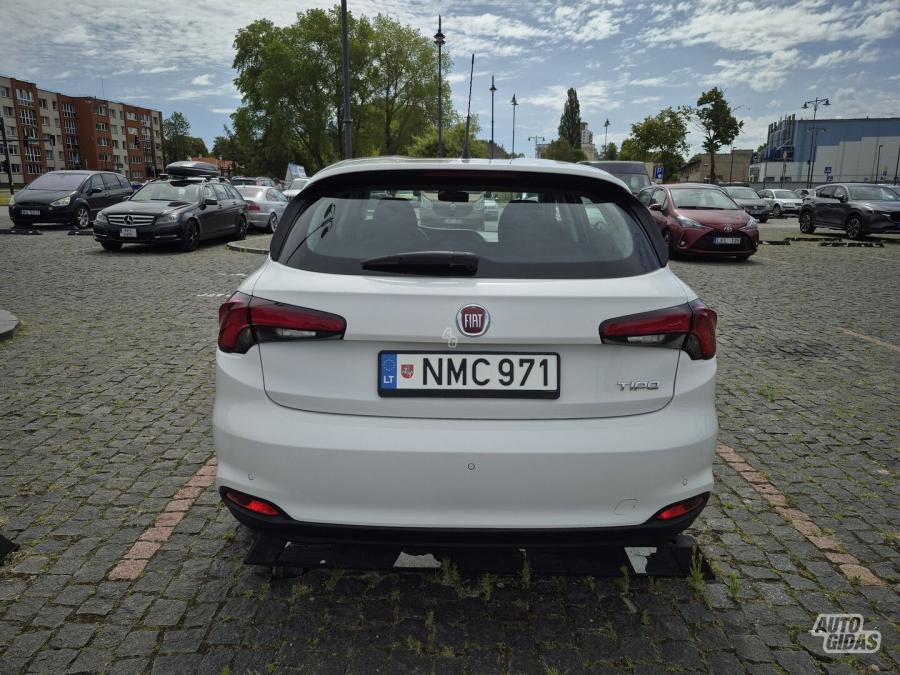 White Fiat Tipo 2019 in Klaipeda, with an engine capacity of 1.40 L and mileage of 22 thousand km for 8500 €, photo 7 on AUTOMOTO.COM.LV