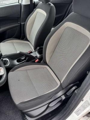 White Fiat Tipo 2016 in Klaipeda, with an engine capacity of 1.37 L and mileage of 166 thousand km for 4550 €, photo 6 on AUTOMOTO.COM.LV