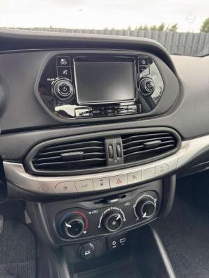White Fiat Tipo 2016 in Klaipeda, with an engine capacity of 1.37 L and mileage of 166 thousand km for 4550 €, photo 9 on AUTOMOTO.COM.LV