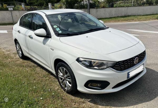 White Fiat Tipo 2016 in Taurage, with an engine capacity of 1.25 L and mileage of 189 thousand km for 4400 €, photo 1 on AUTOMOTO.COM.LV