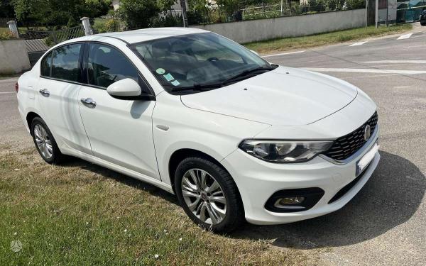 White Fiat Tipo 2016 in Taurage, with an engine capacity of 1.25 L and mileage of 189 thousand km for 4400 €, photo 5 on AUTOMOTO.COM.LV