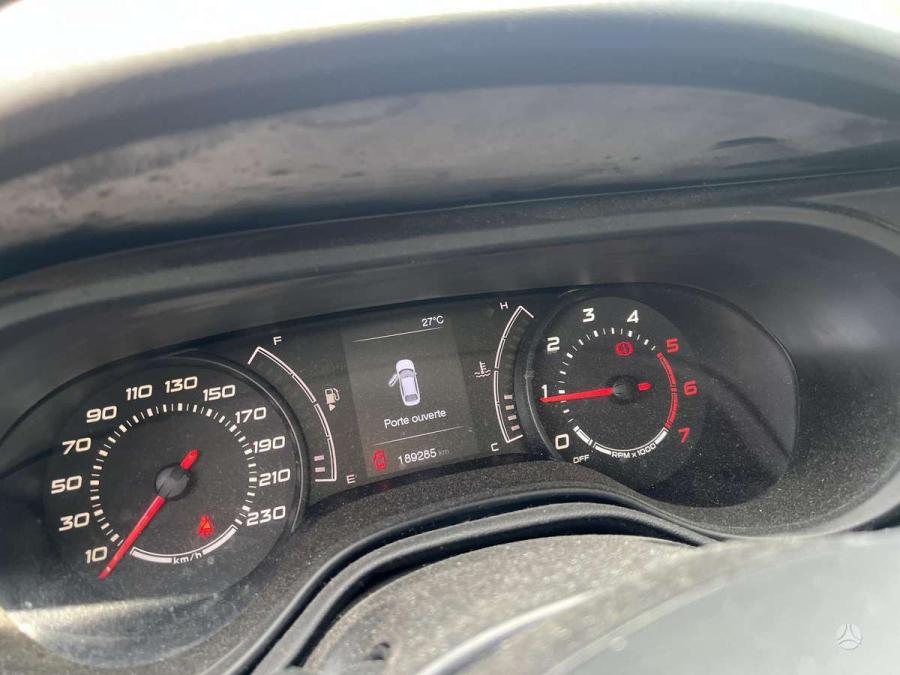 White Fiat Tipo 2016 in Taurage, with an engine capacity of 1.25 L and mileage of 189 thousand km for 4400 €, photo 11 on AUTOMOTO.COM.LV