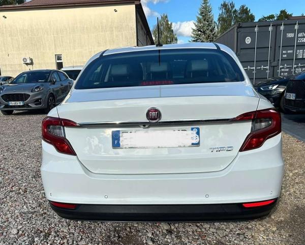White Fiat Tipo 2016 in Taurage, with an engine capacity of 1.25 L and mileage of 190 thousand km for 4300 €, photo 9 on AUTOMOTO.COM.LV