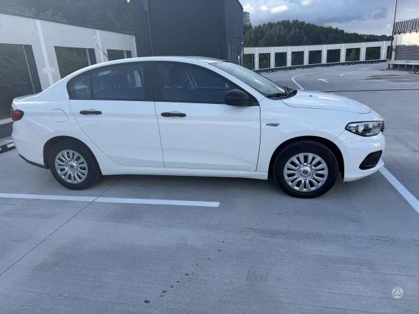 White Fiat Tipo 2017 in Vilnius, with an engine capacity of 1.37 L and mileage of 97 thousand km for 5600 €, photo 1 on AUTOMOTO.COM.LV