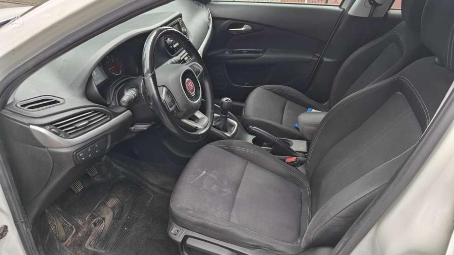 Balts Fiat Tipo 2017 Jurbarkas, ar dzinēja tilpumu 1.25 L un nobraukumu 228 tūkst. km par 4400 €, foto 8 vietnē AUTOMOTO.COM.LV