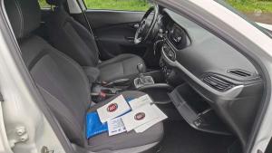 White Fiat Tipo 2017 in Jurbarkas, with an engine capacity of 1.25 L and mileage of 228 thousand km for 4200 €, photo 10 on AUTOMOTO.COM.LV