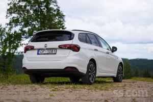 White Fiat Tipo 2018 in Riga, with an engine capacity of 1.60 L and mileage of 260 thousand km for 6395 €, photo 4 on AUTOMOTO.COM.LV