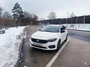 Balts Fiat Tipo 2019 Tauragė, ar dzinēja tilpumu 1.60 L un nobraukumu 277 tūkst. km par 5200 €, foto  vietnē AUTOMOTO.COM.LV