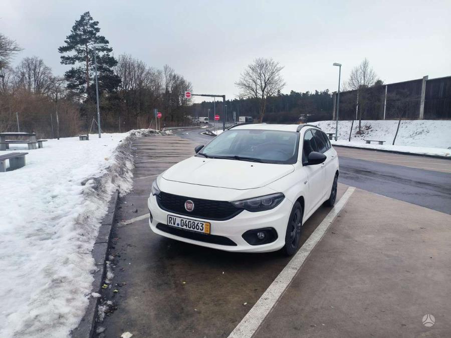 Balts Fiat Tipo 2019 Tauragė, ar dzinēja tilpumu 1.60 L un nobraukumu 277 tūkst. km par 5200 €, foto 1 vietnē AUTOMOTO.COM.LV