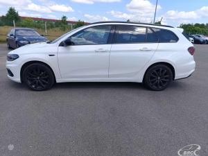 White Fiat Tipo 2019 in Vilnius, with an engine capacity of 1.60 L and mileage of 221 thousand km for 5900 €, photo 4 on AUTOMOTO.COM.LV
