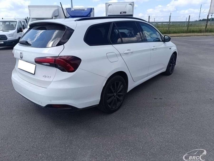 White Fiat Tipo 2019 in Vilnius, with an engine capacity of 1.60 L and mileage of 221 thousand km for 5900 €, photo 7 on AUTOMOTO.COM.LV