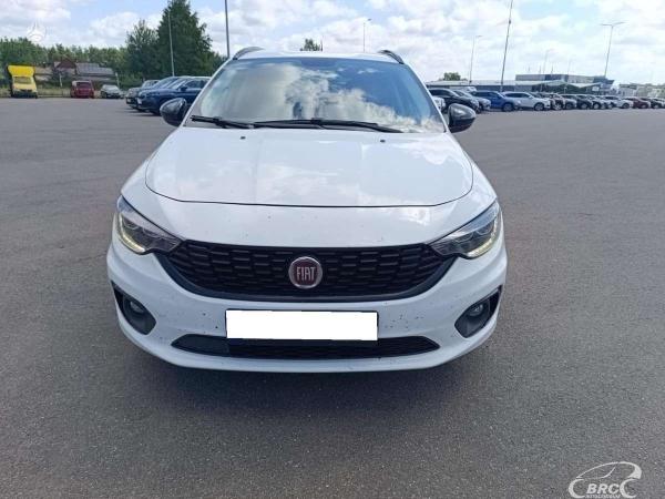White Fiat Tipo 2019 in Vilnius, with an engine capacity of 1.60 L and mileage of 221 thousand km for 5900 €, photo 9 on AUTOMOTO.COM.LV