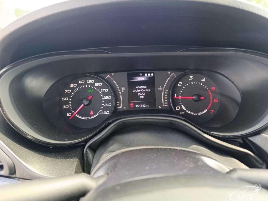 White Fiat Tipo 2019 in Vilnius, with an engine capacity of 1.60 L and mileage of 221 thousand km for 5900 €, photo 21 on AUTOMOTO.COM.LV